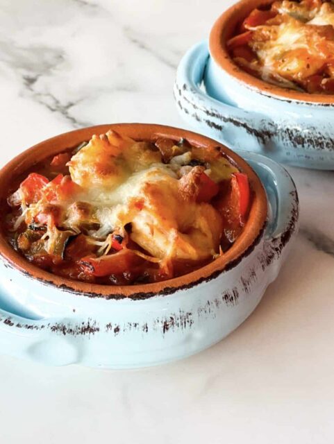 Baked Shrimps with Peppers and Mushrooms (Karides Guvec) – Breezy Kitchen